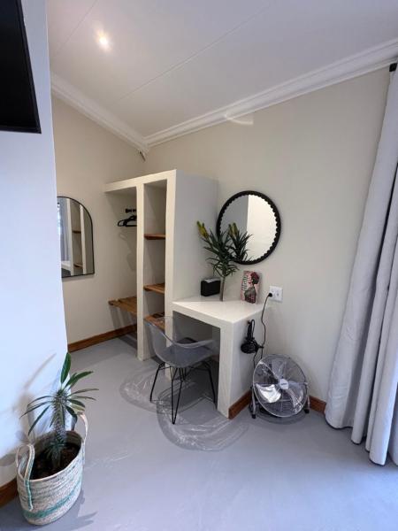 Haze Inn Cottages Crowned - Mooi River