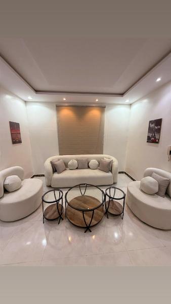 Apartment With Two Bedrooms, Kitchen And Living Room - Riyadh