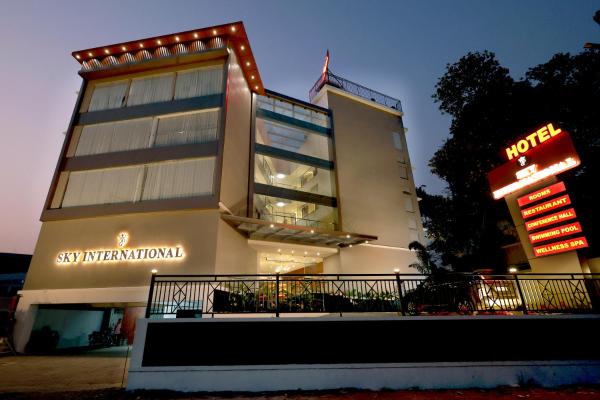 Hotel Sky International - Chalakudy