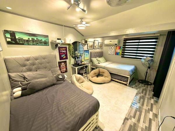 Gray Room The White Haven In Clark - Angeles