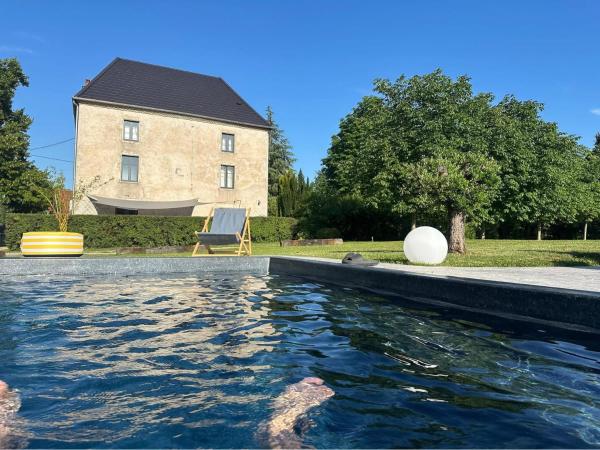 Le Domaine De La Belle Demeure Chambres Et Table D Hôtes - Gannat