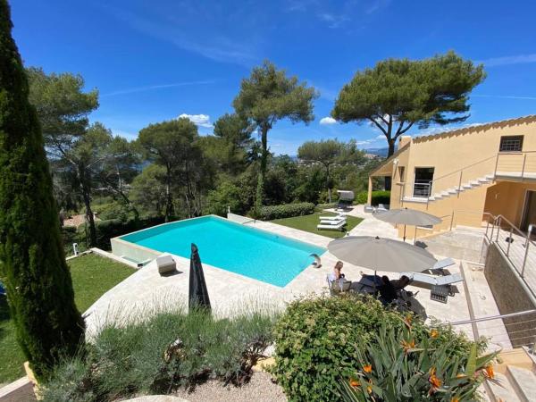 Frgk Datcha Luxury Villa Mougins Pool, Garden & Ultra-fast Wi-fi - Mandelieu-la-Napoule