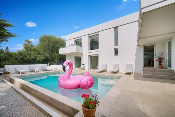 Frgk "Villa Hameau Des Collines" Pool, Tranquil Setting & Ultra-fast Wi-fi - Le Cannet