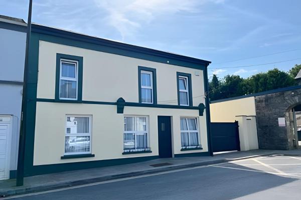 The Old Post Office Holiday Home, Dunmore - Tuam