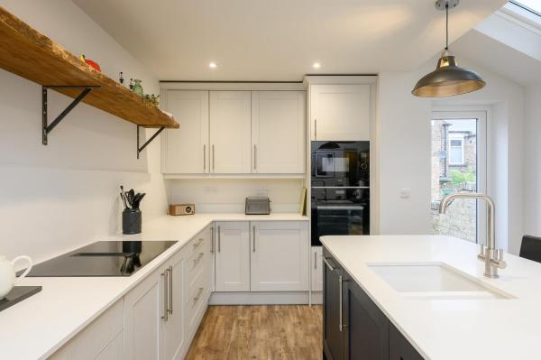 Stylish 3br Townhouse Sleeps 6 Near City Centre - York