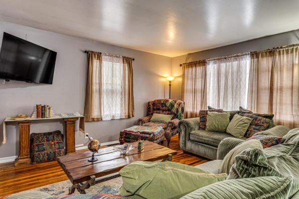 Updated Ne Indianapolis Home: Easy I-70 Access! - Brendonwood - Indianapolis