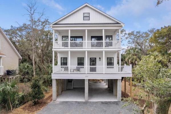 Beach Belle- Pet Friendly- Luxury Edisto Home - Edisto Beach, SC