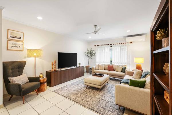 Family Entertainer In Kanimbla - Space And Privacy - Cairns
