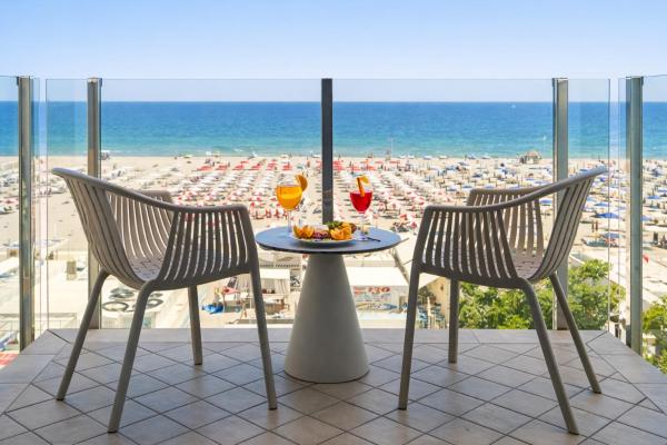 Hotel Regina Fronte Mare - Rimini