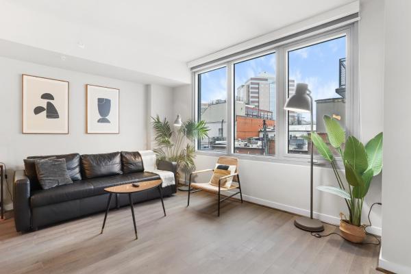 Spacious Apt Near Metro In Prime Area - Kent, Washington DC