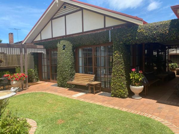 Ciara's Cottage Cc's - Sydney