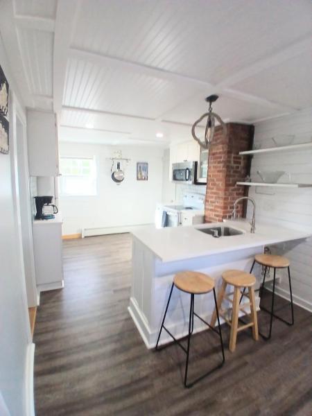 Cozy 3bd Cottage 8 Min To Beach Pet Friendly - Kennebunkport, ME