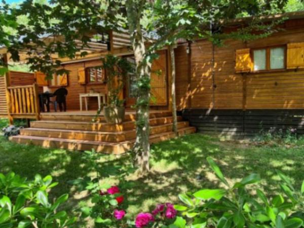 Chalet Convivial Avec Terrasse - 52m², 6 Pers. - Api-1-52-1749 - Pyrenees