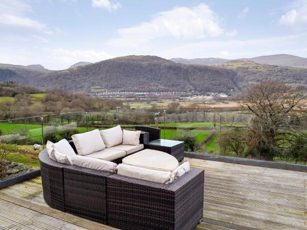Bryn Hyfryd - Betws-y-Coed