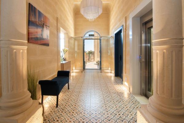 Georges Boutique Living - Malta