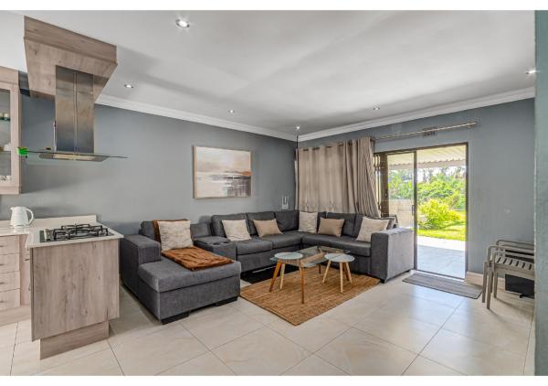 Mtunzi Park 18, Scottburgh - Vosburg