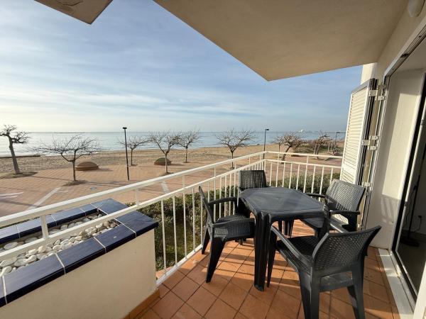 Agi Residencial Roses - Roses