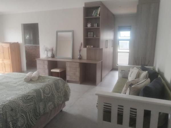 Lavender Suite - De Kelders