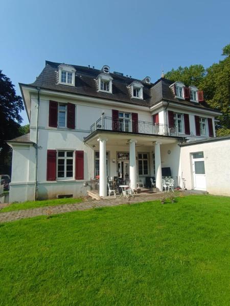 Zm23, Single Room With Private Balcony - Colonia