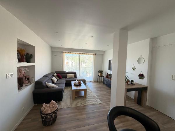 Le Lumineux Cassis - Cassis