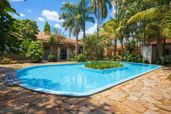 Casa Com Piscina E Churrasqueira Em Taguatinga - Brasília
