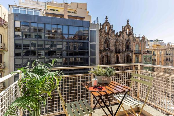 731 - Ab Enric Granados Apartment - Barcelona