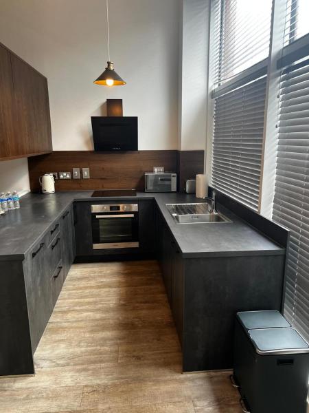 The Sapphire - Luxury 1 Bed Flat In Birmingham City Centre -No Deposit Required - Birmingham
