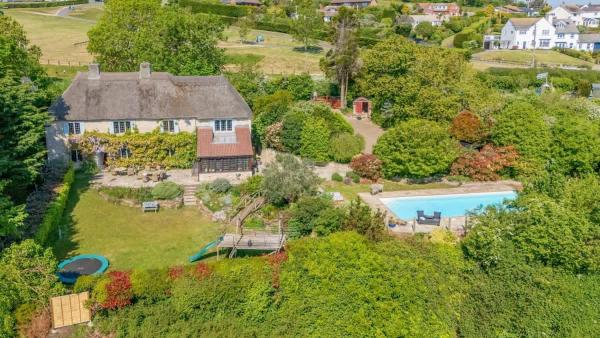 Greenhill Cottage Sea Views With Thatched Charm - Beer