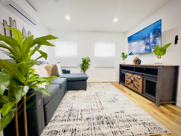 Cozy 1br In Philly And Rain Shower - Bensalem, PA