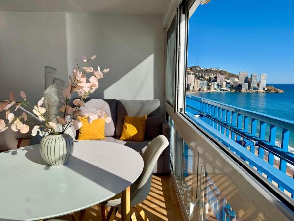 Seafront Apartment With Private Free Parking - Benidorm