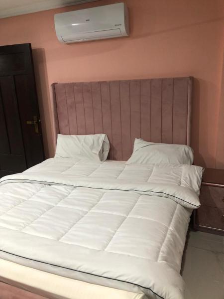 The Sky Rise Builders - Lahore