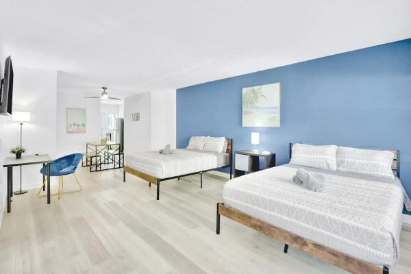 1br Miami Beach Apt With King Plus 2 Queens & Smart Tv - Miami Beach, FL