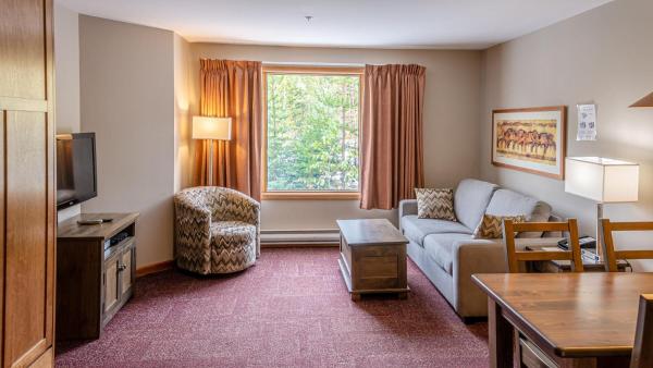 Cahilty #227 Hotel Room - Sun Peaks