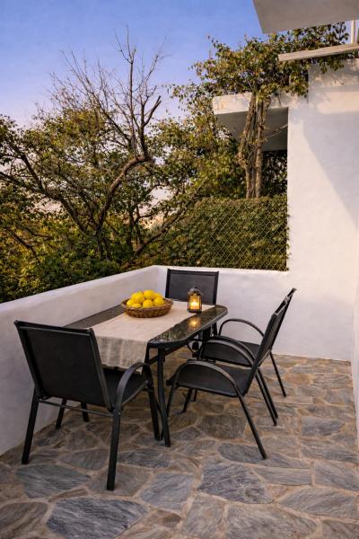 Sophias Suite Perfect For Couples Families - Paros