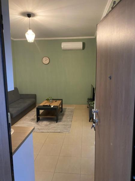 Christina Apartment 2 - Драма
