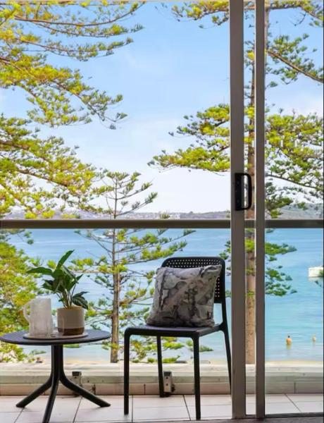 Stylish Manly Waterfront Apartment With Free Parking - Manly