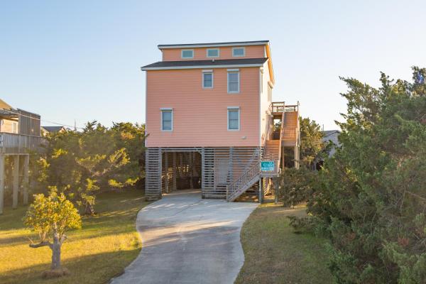 Ocean-side Home W/private Hot Tub, Washer/dryer, Central A/c, Sundecks, Fast Wifi - Outer Banks, NC