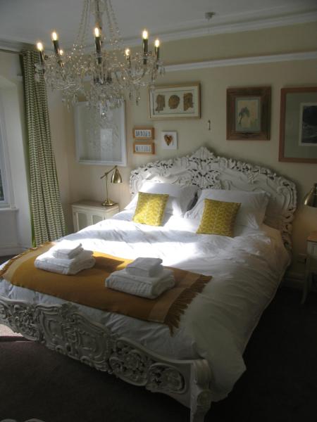 Lindores Bed & Breakfast - Todmorden