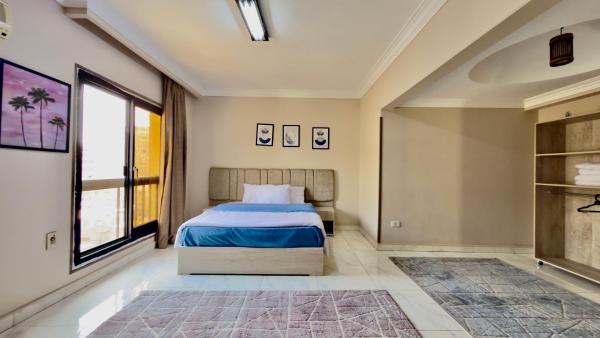 Sunset Homes In Mohandeseen - Families Only - Giza