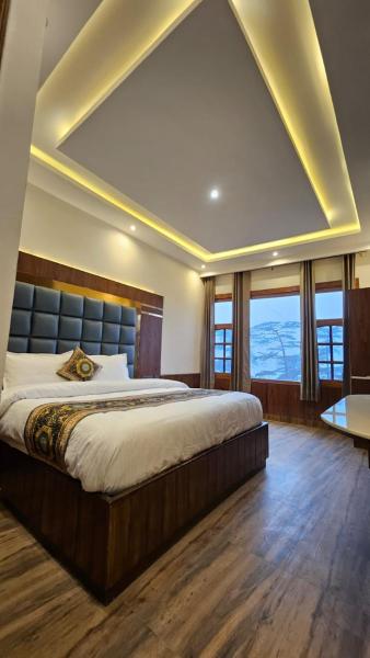 Rekhis Bnb Shimla Near Mall Road - Shimla