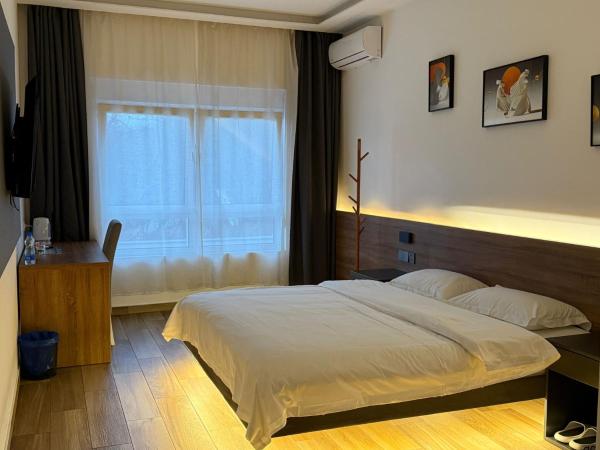 H.t Hotel - Belgrade