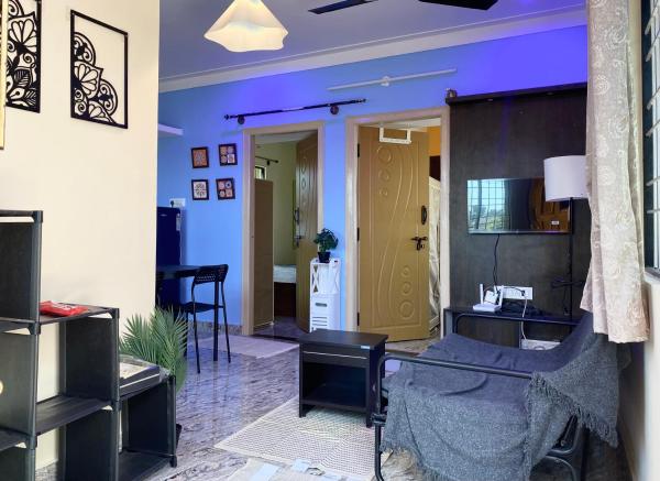 Mindful Rooftop Yoga Stay In Gokulam Bright, Airy Private Family Terrace Apartment - Mysuru