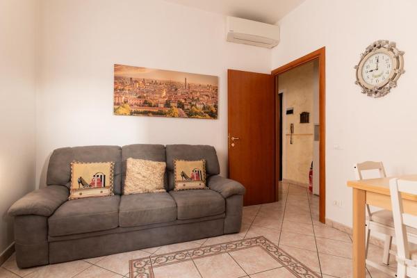 Fiera Apartment For 6 People With Balcony! - Bologna