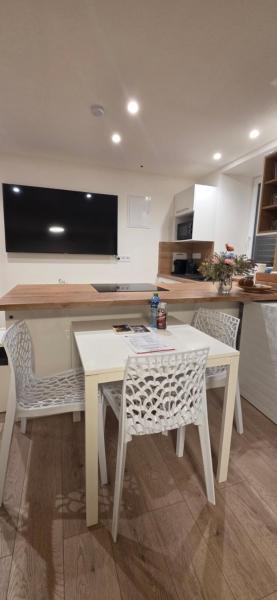 Haas Apartments Slepa, City Centre, Parking, Courtyard - Brno