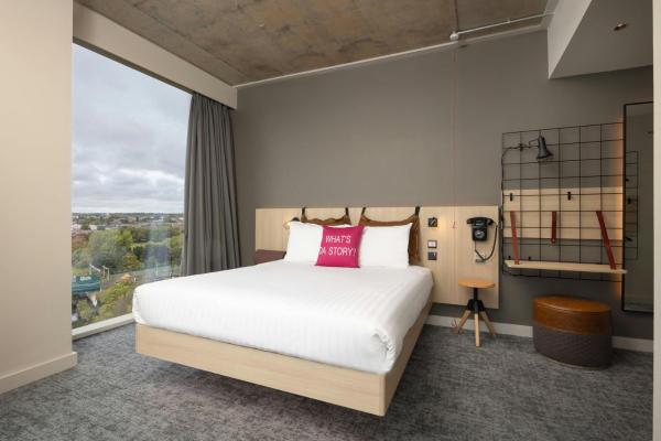 Moxy Dublin Docklands - Dublín