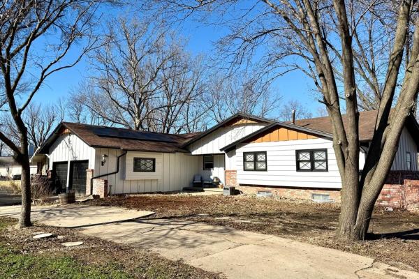 The Willowdell Nook - Derby, KS