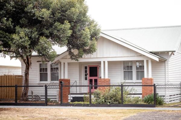 Inn The Fuchsia - Port Fairy