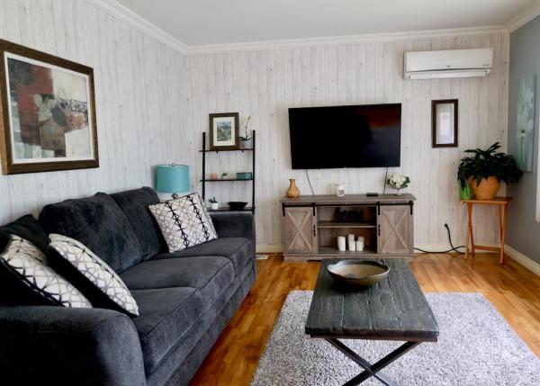 Cute And Cozy 3 Bedroom Apartment Centrally Located - Moncton