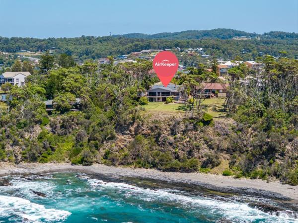 Waterfront Clifftop Home With Panoramic Views - 말루아 베이