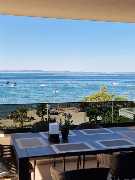 Dinary Apartman - Nin